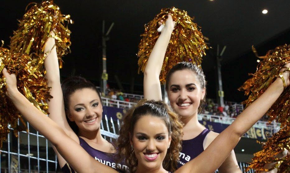 IPL 2015 - Beautiful Cheerleader During KKR vs RCB Match | IPLT20