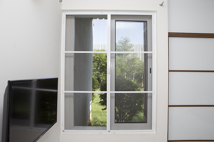 Mosquito Net/Screens From PHIFER USA: Mosquito Net Classic Window Fitment