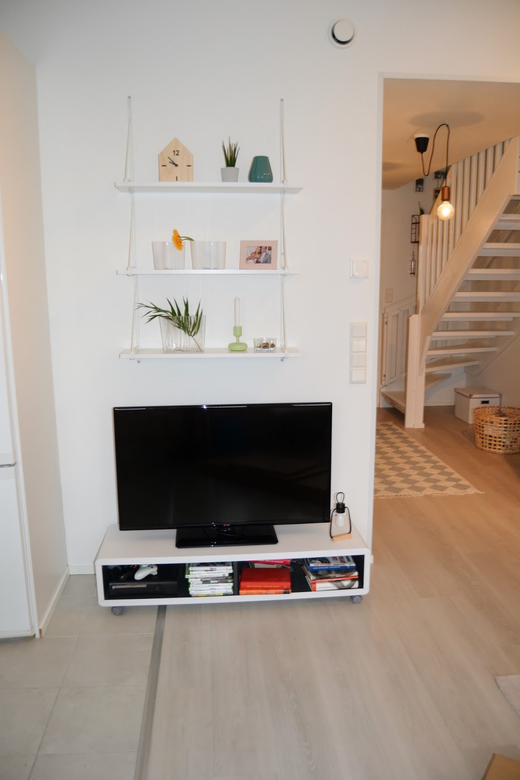 Livialle: Valkoisessa vara parempi?