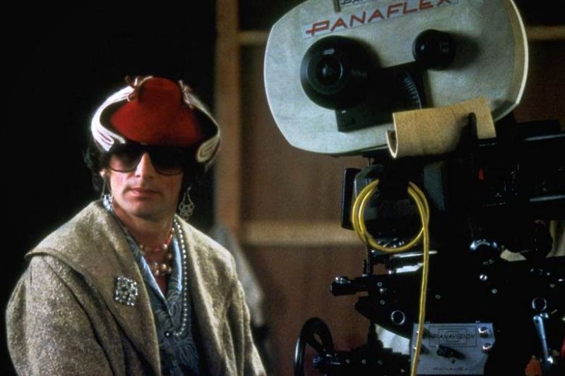 45 Amazing Behind the Scenes Photos From Steven Spielberg's ...