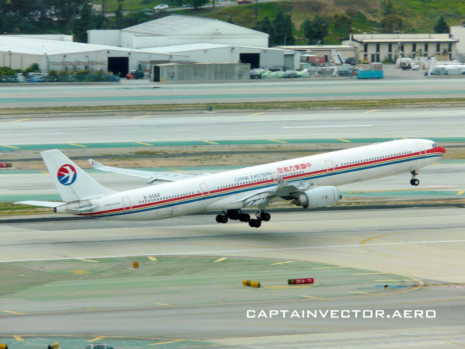 View from the control tower: LAX aircraft spotters' guide: Airbus A340-600