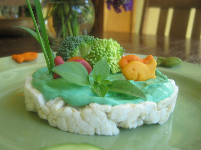 Rindy Mae: The Deep Blue Sea: A Kid Lunch