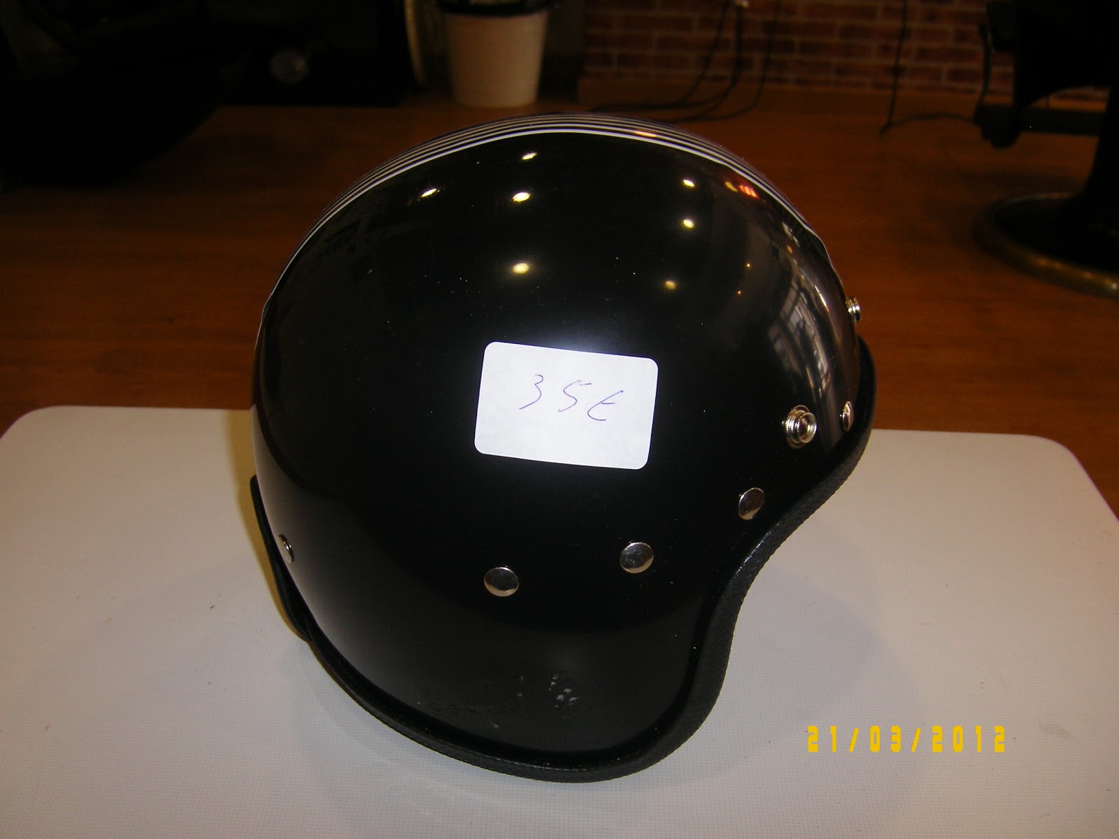 Johnny Garage: Capacetes/Helmets
