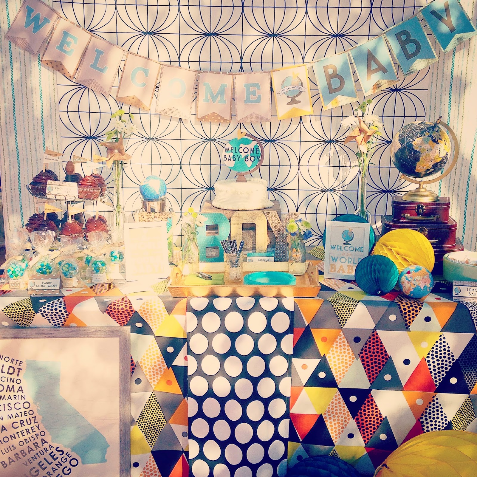 Miss Party Mom: {Funky & Fun "Welcome to the World" Baby Shower ...