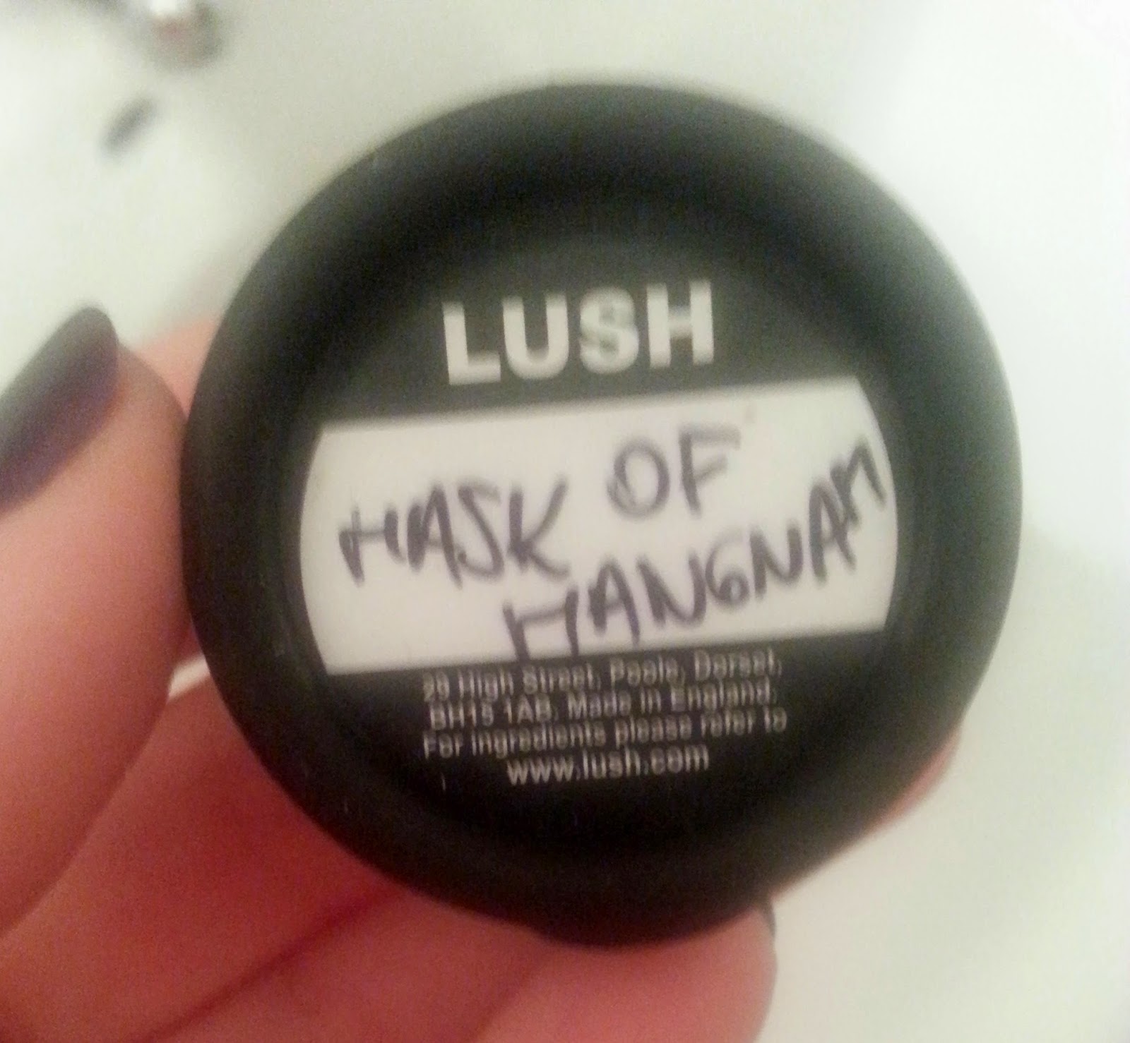 LUSH LOVE! Capitulo 2. La Máscara