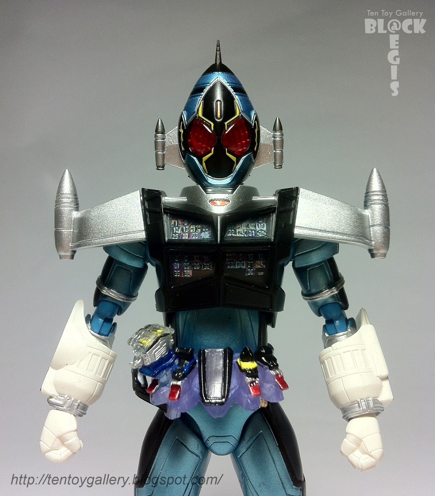 Ten Toy Gallery: Review: S.H.Figuarts Masked Rider Fourze Cosmic States