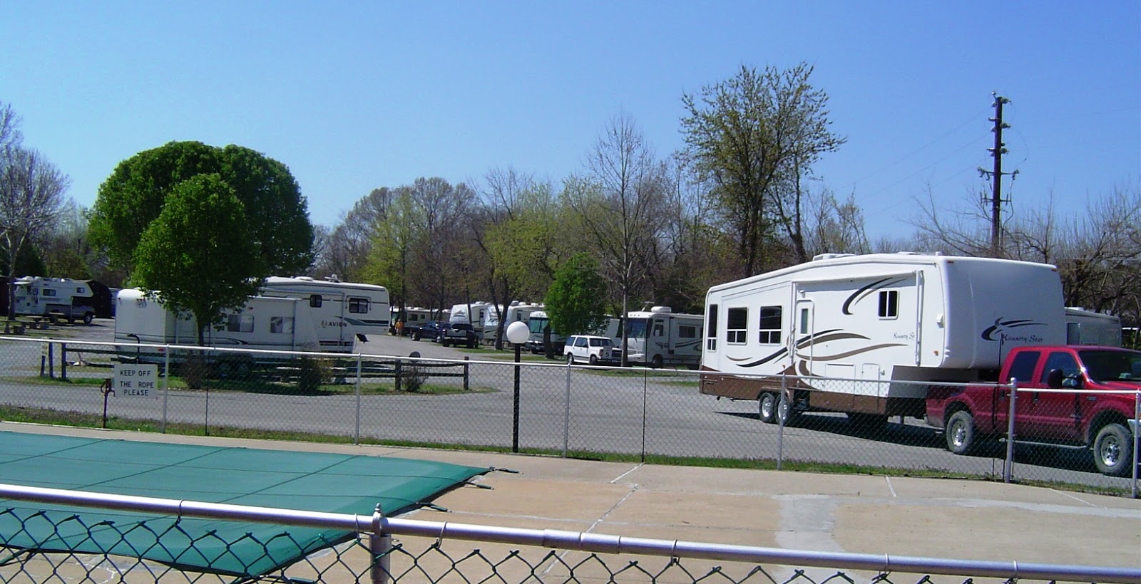 Stories about our RV parking places: Twin Rivers Campground - Nashville, TN