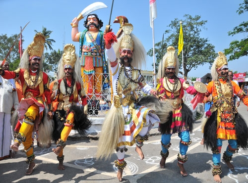 Janapada Parel : Folk dances of Karnataka