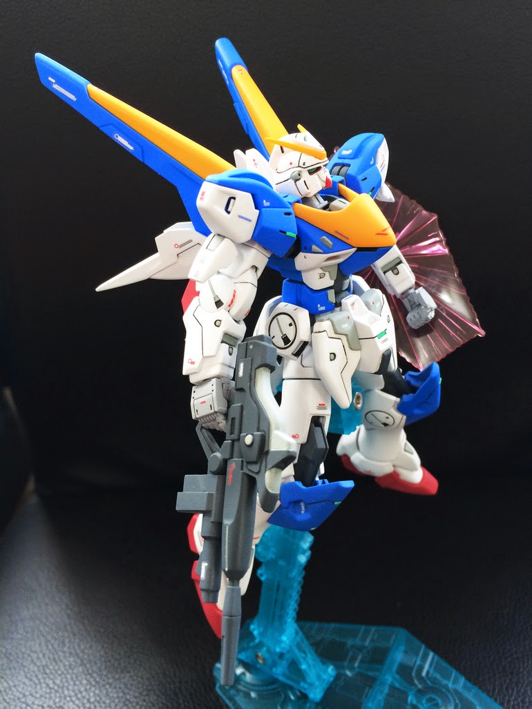 GUNDAM GUY: HGUC 1/144 V2 Gundam - Customized Build