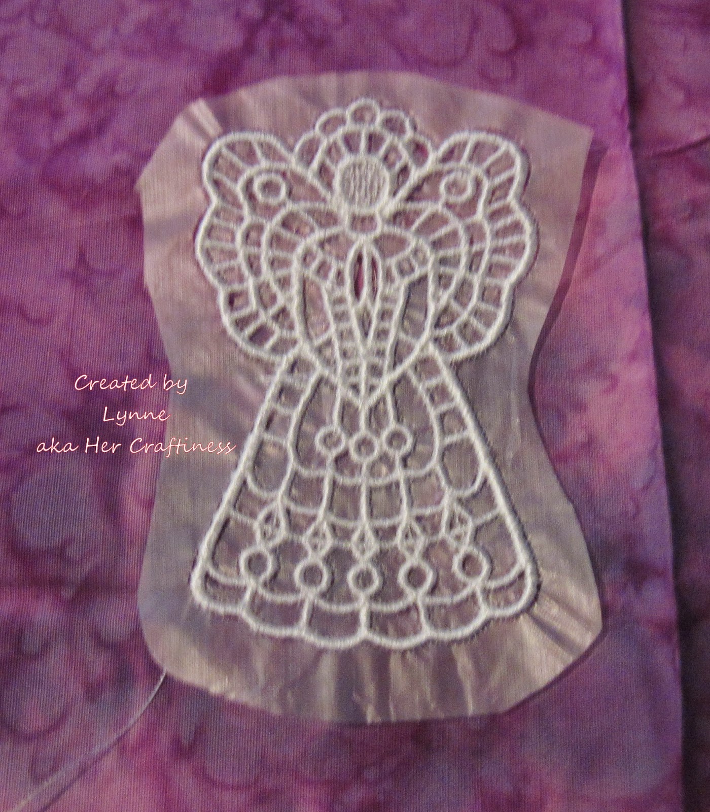 Her Craftiness: Angel Lace Ornament