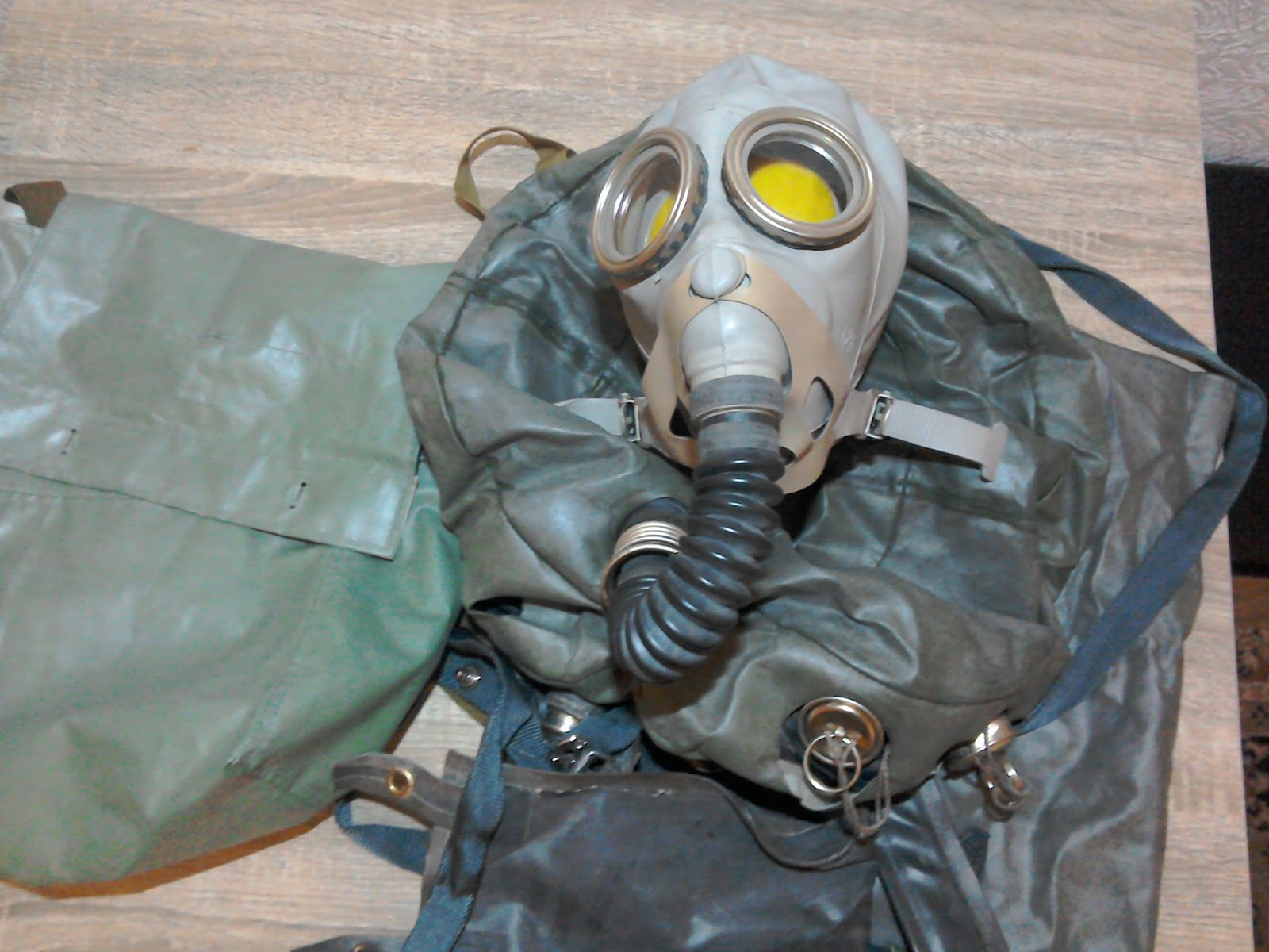 Mr. Aphoristic: Soviet IP-5 Rebreather System