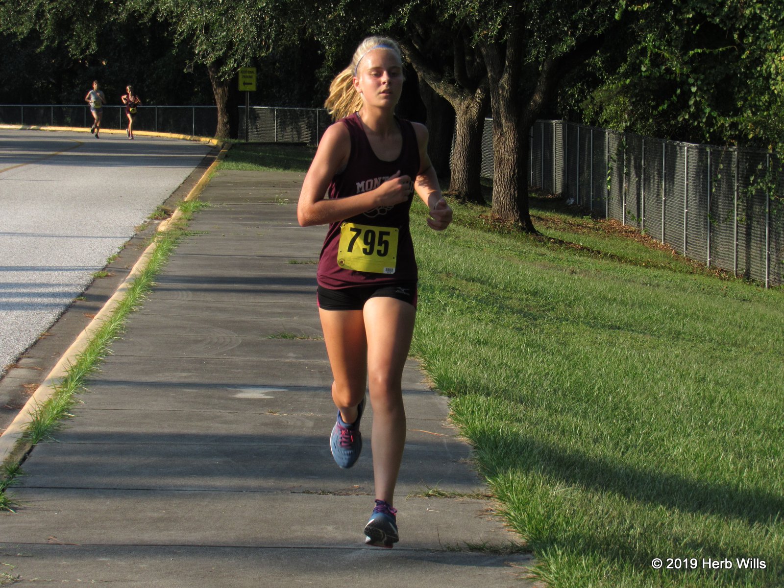 Trouble Afoot!: Skye Williams and Patrick Koon battle to victory at the ...