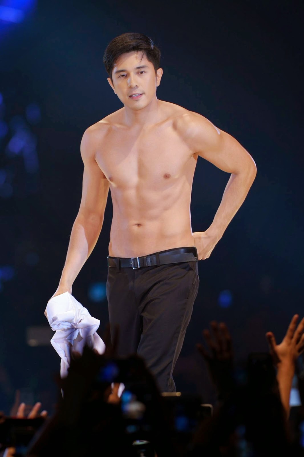 Missed Opportunity 2: Cosmo Bachelor Bash 2014