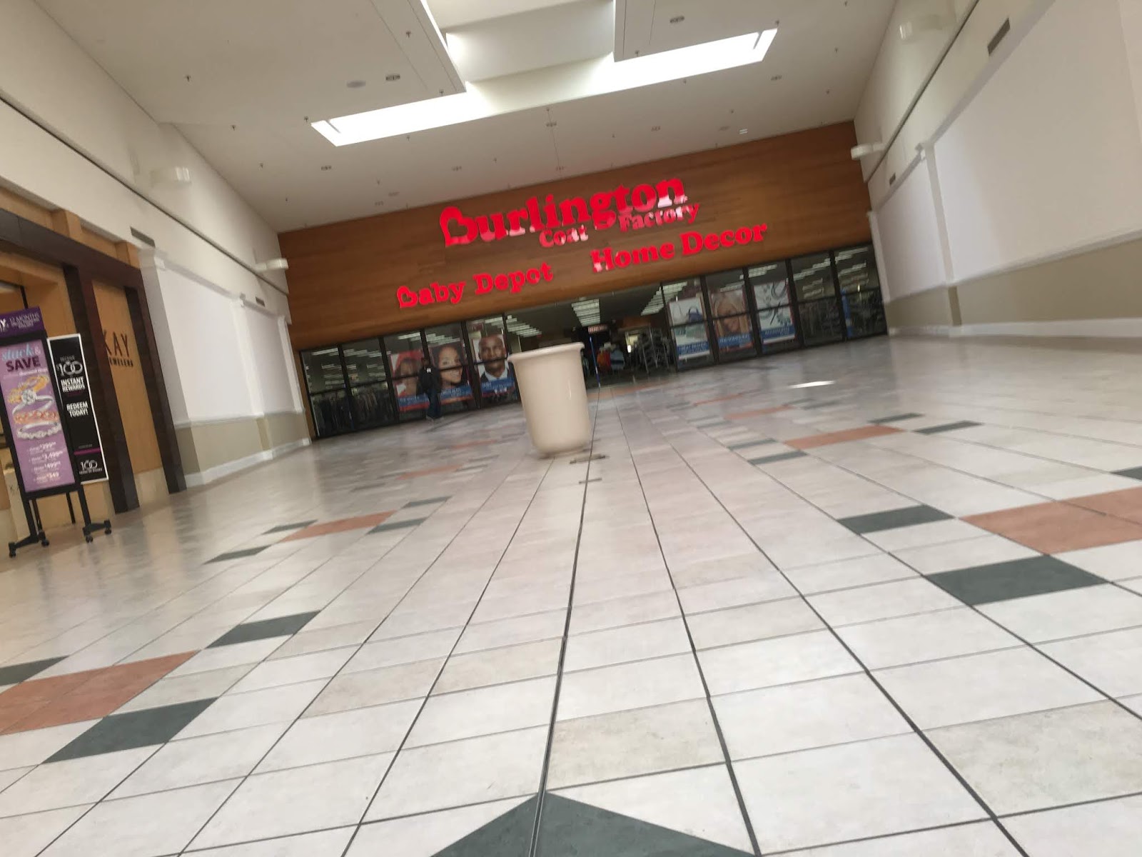Midwest Retail: Regency Mall, Racine Wisconsin