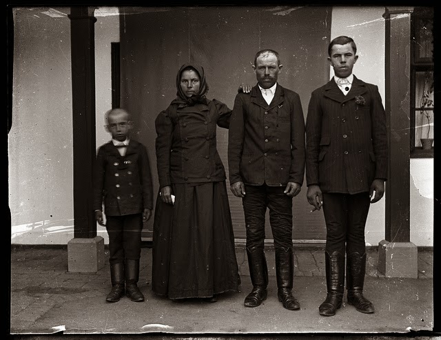 Vintage Portraits of Hungarian from the 1910s ~ Vintage Everyday