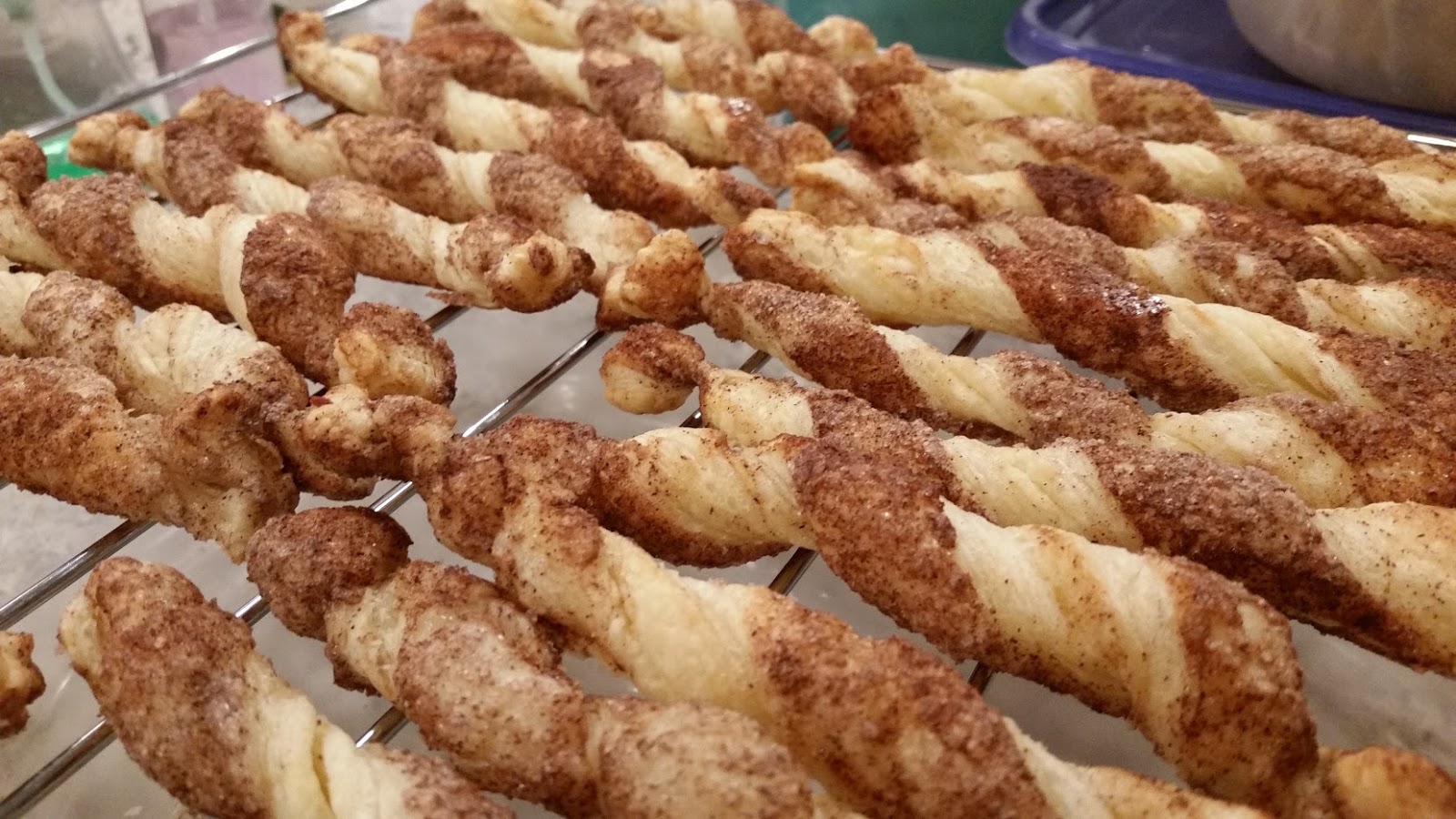 Cinnamon Puff Pastry Twists