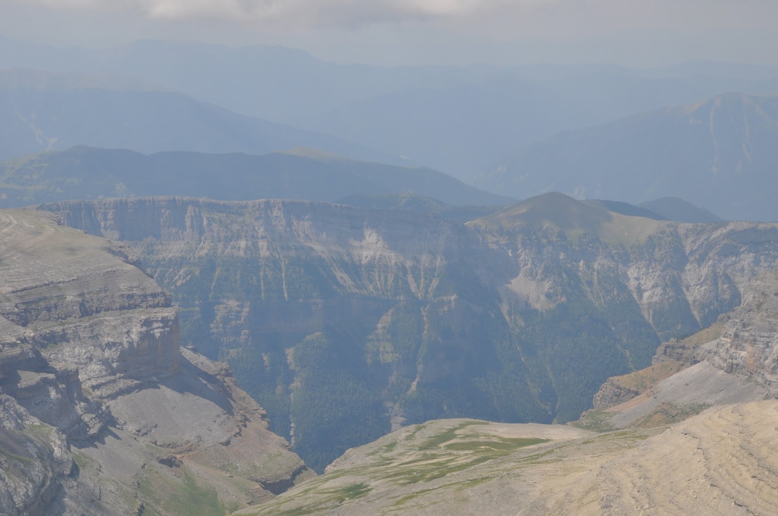 Tour du Marboré, 3009m, depuis le Col de Tentes.