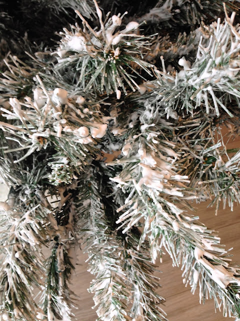Adventures in DIY Flocking an Artificial Christmas Tree