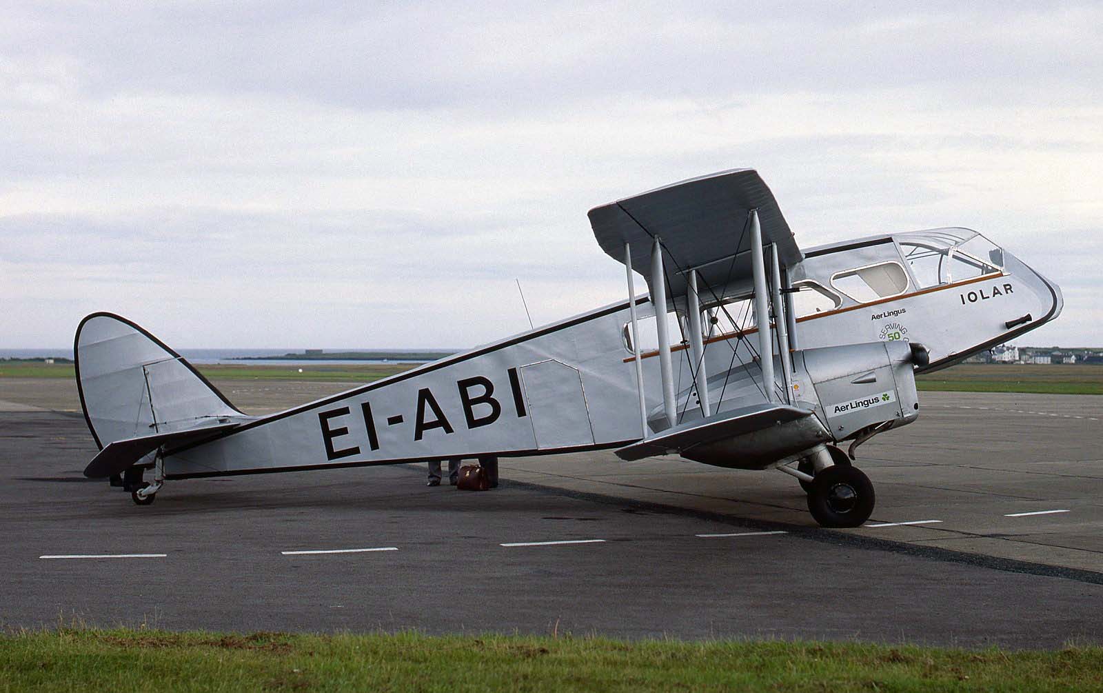 nhungdoicanh: de Havilland DH-84 Dragon