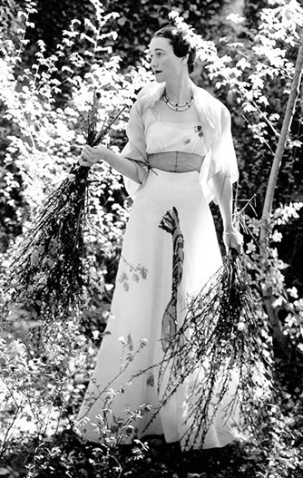 The Vanity Case: Wallis Simpson - a woman of seduction, scandal but ...