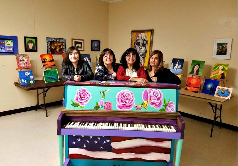 Titere con Bonete: Acrylic Art Class - Art Reception