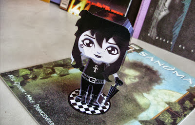 DC Comics' Death Papercraft | Papercraft Paradise | PaperCrafts | Paper ...