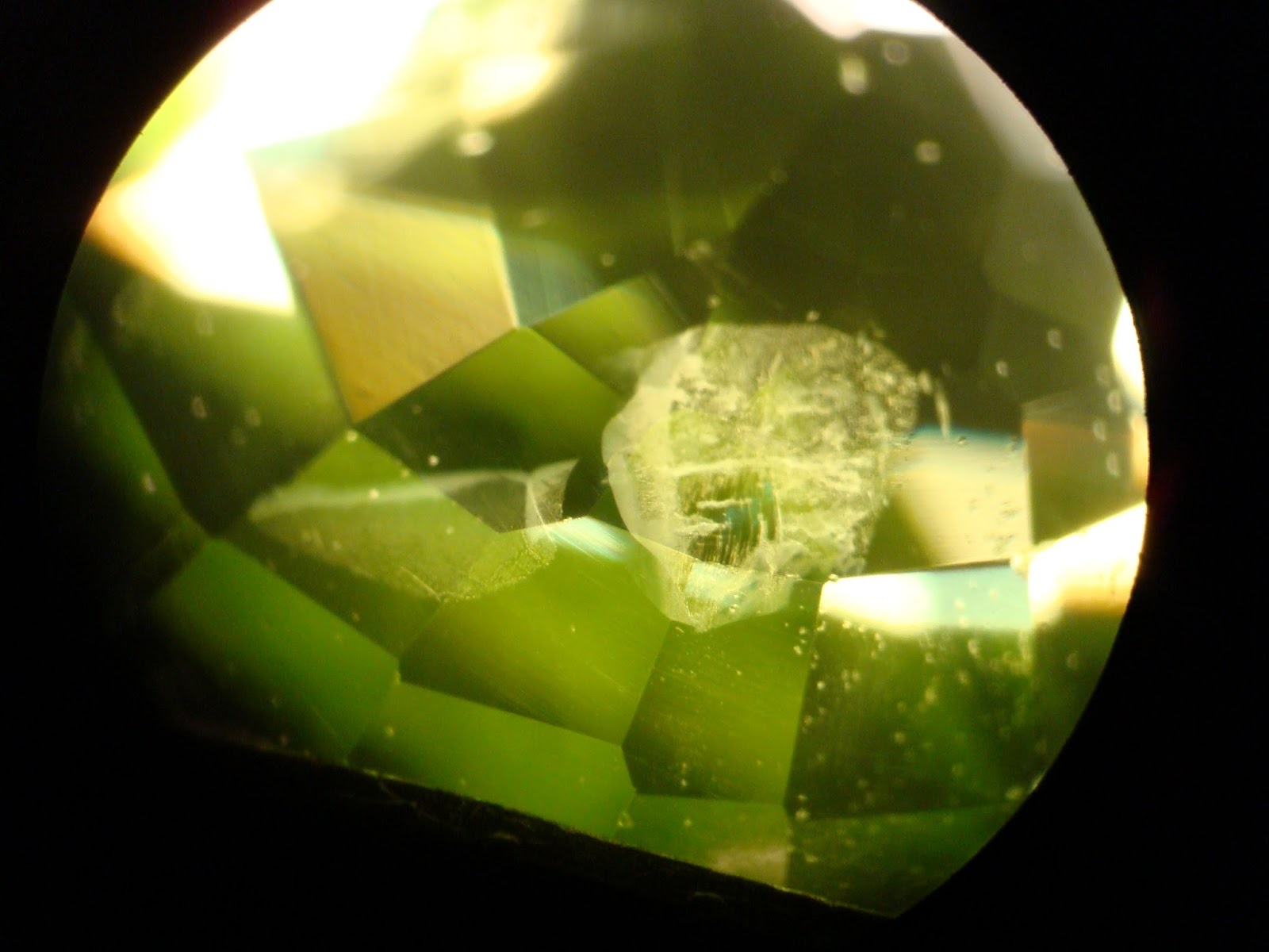 CARA MEMBEDAKAN BATU ASLI DAN SINTESIS: Juni 2014