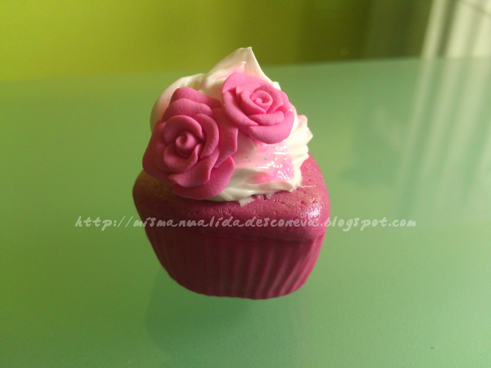MIS MANUALIDADES CON EVA: MINI CUPCAKE DE FIMO