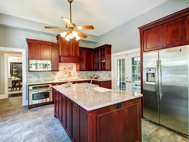 Sweet House Dreams: Chadwick House, 1883 Queen Anne Victorian on Amelia ...