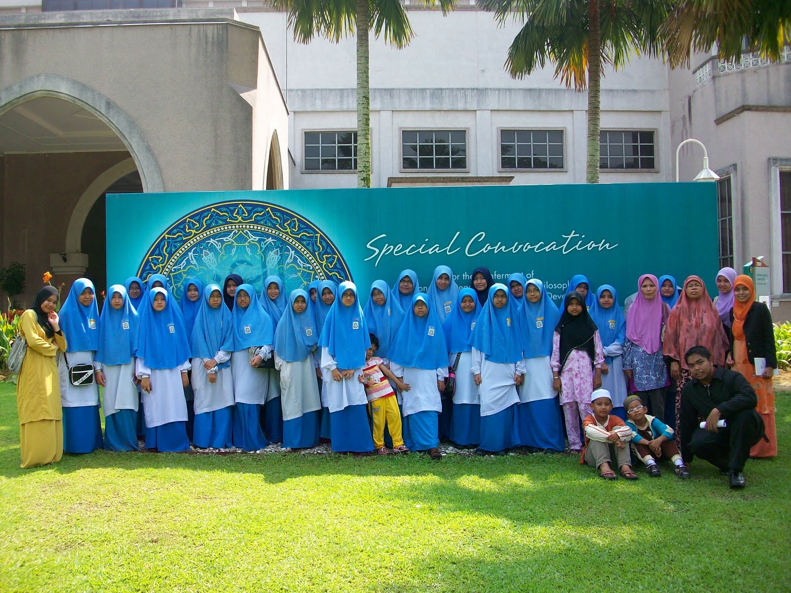 Students' Representative Council IIUM: Visit from SMKA(P) Kangar