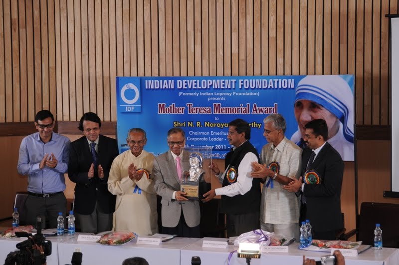 INDIAN DEVELOPMENT FOUNDATION: Narayana Murthy receives Mother Teresa Award