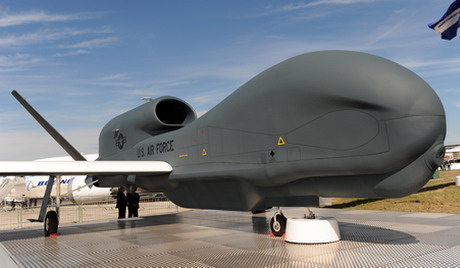Northrop Grumman apresenta drone MQ-4C Triton