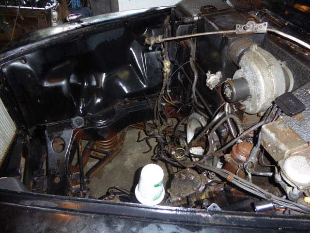 Rover P4 75 Restoration: Engine cleaning continued...