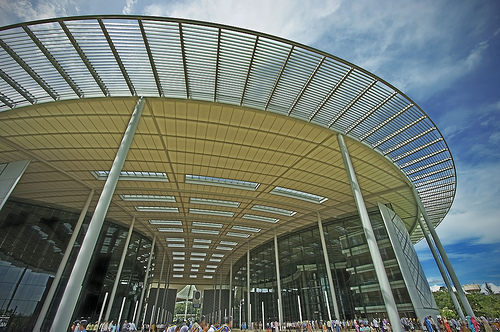 Malaysia Architecture: University of Technology Petronas by Foster ...