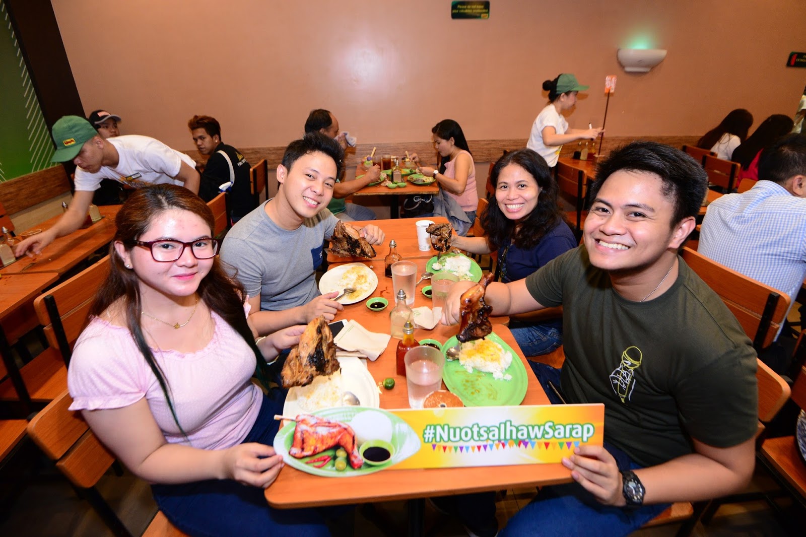 Mang Inasal treats food-loving Pinoys to one-day Pistang Chicken Inasal ...