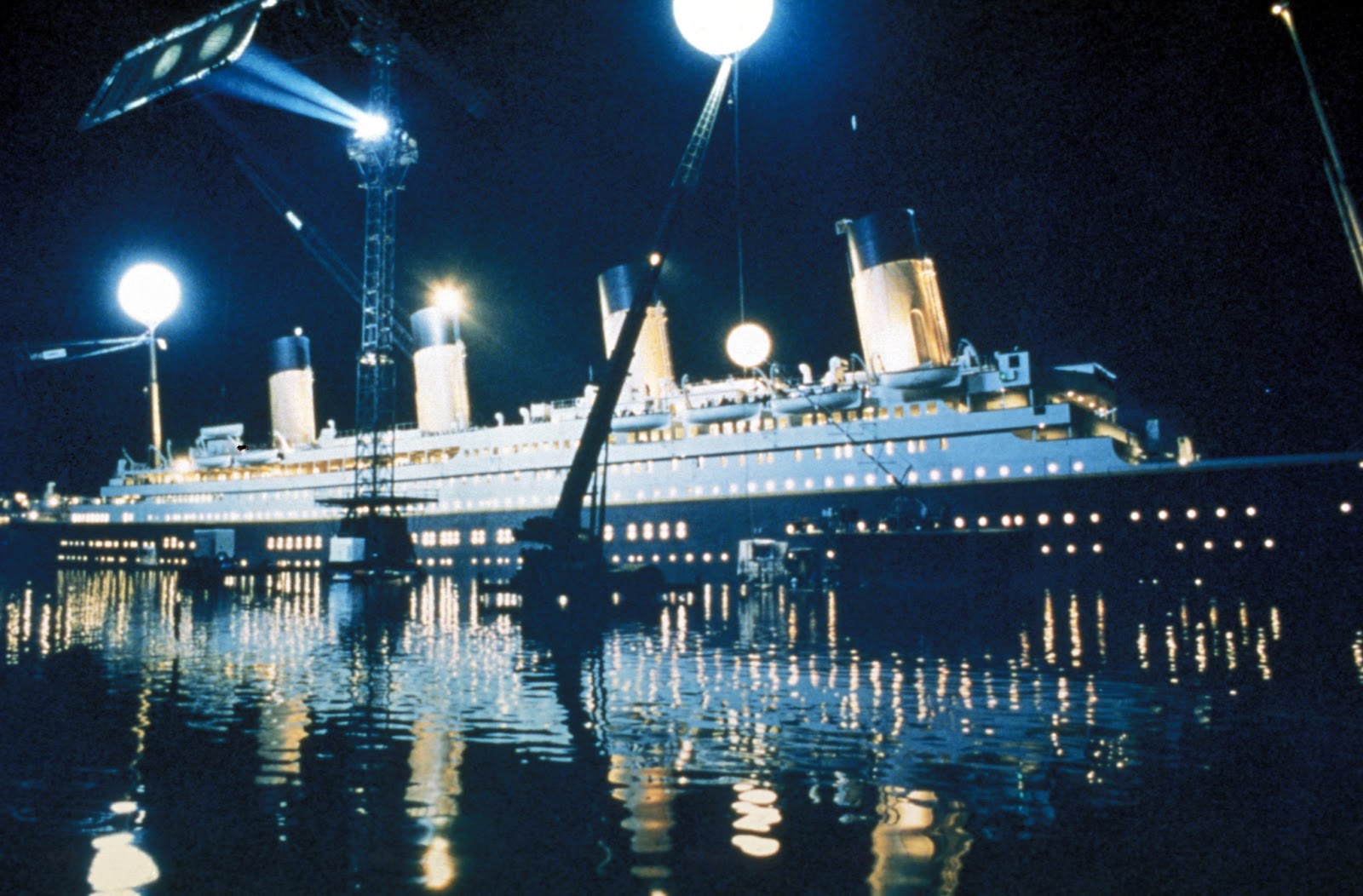 On Set Photo of Titanic - Titanic 3D