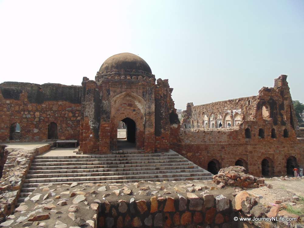 Feroz Shah Kotla Fort in Delhi, India - Rakmoddin's Travel Blog