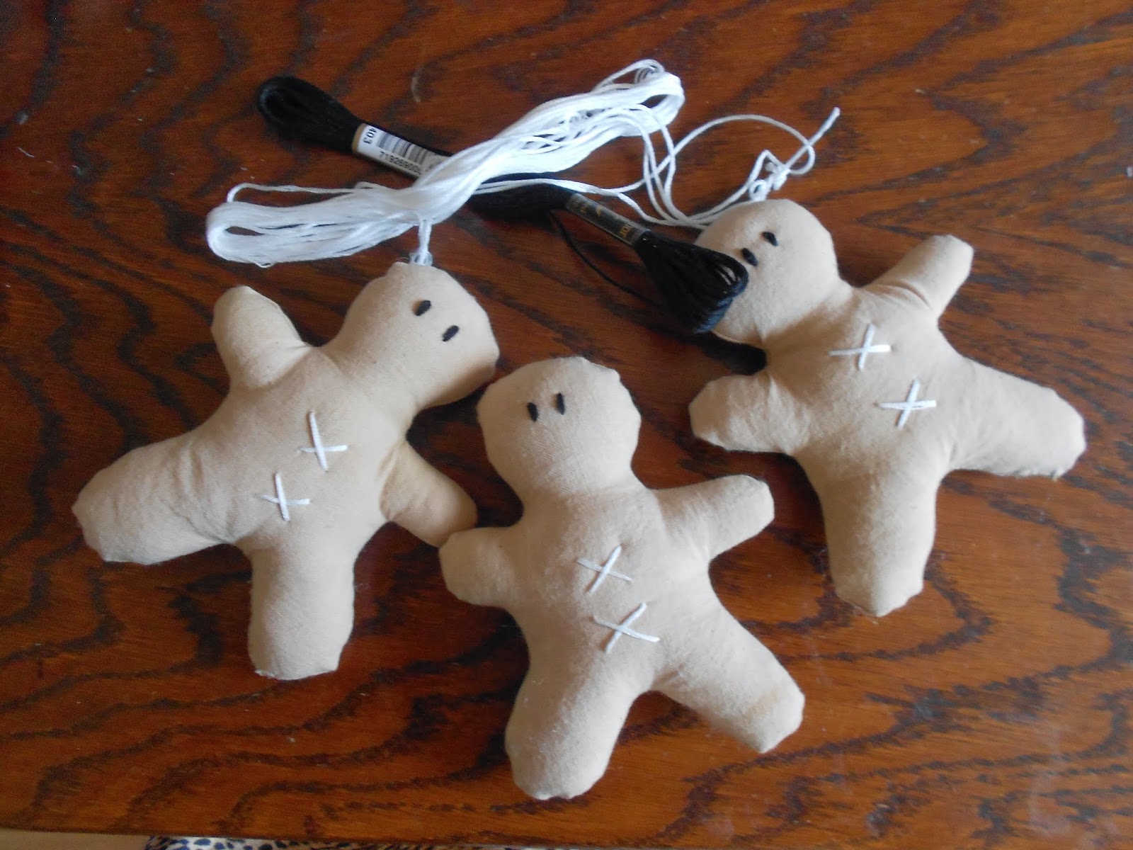 It's By Clare: Tutorial - Vintage Look Gingerbread Men