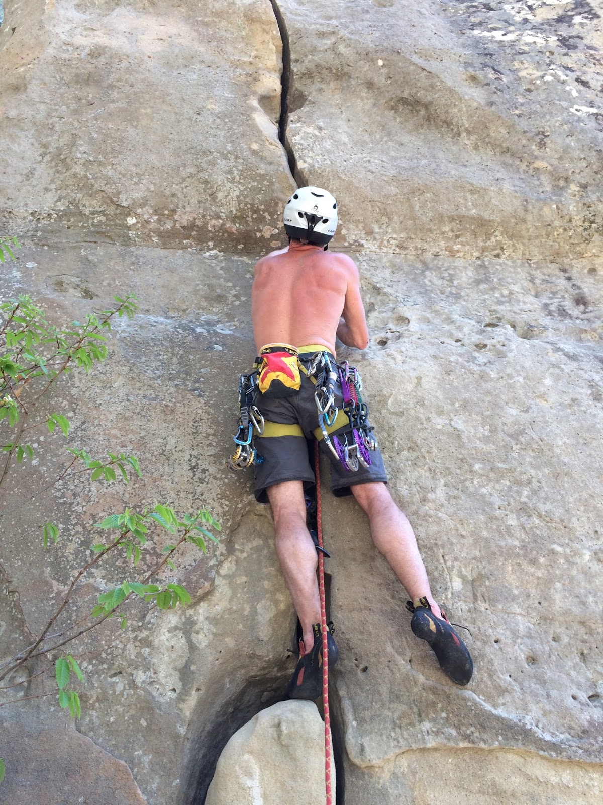 Jan-San-Climbing: Annot, Crack Paradise, Trad Climbing and Bouldering ...