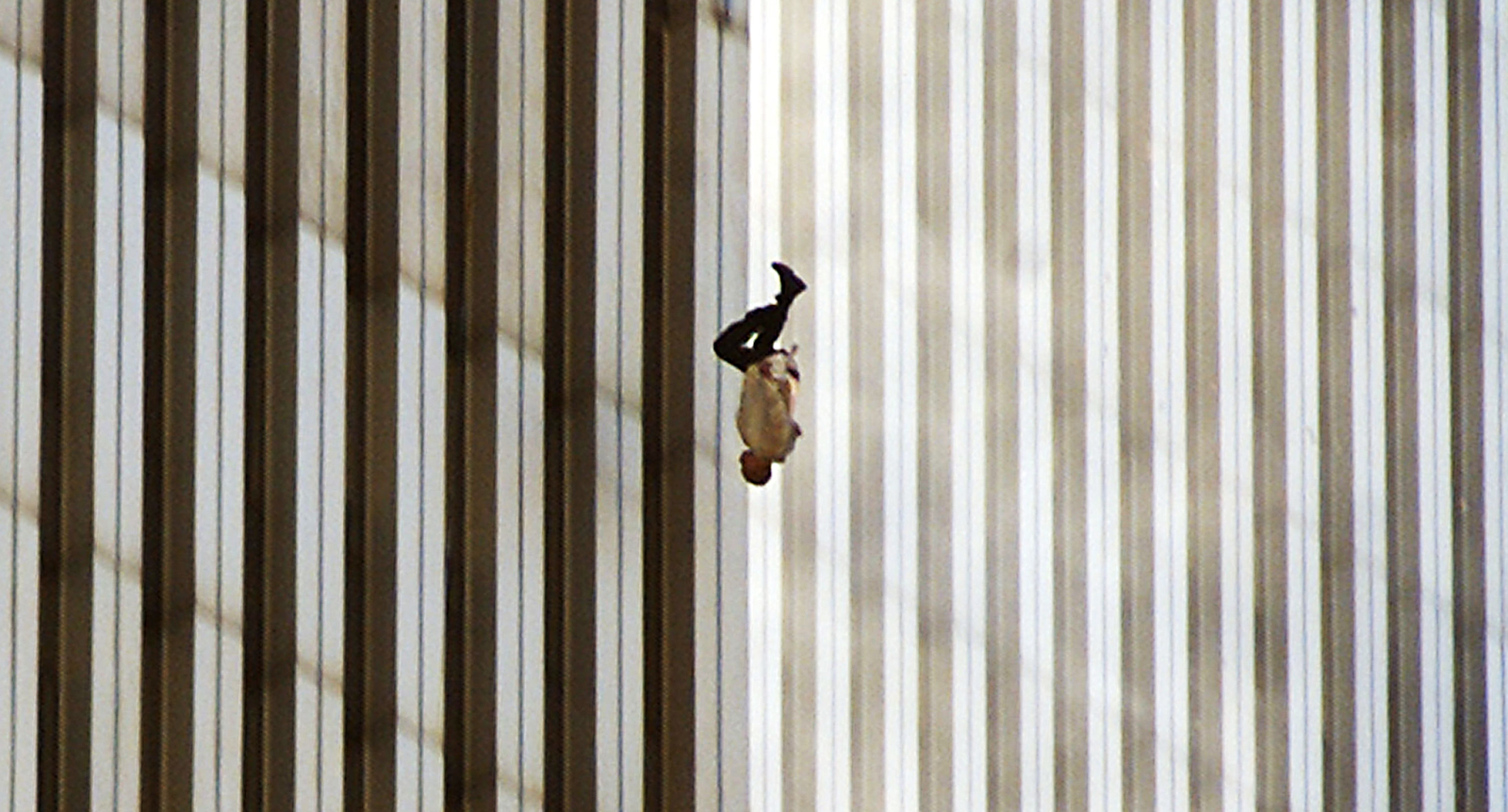 archivo L: The Falling Man