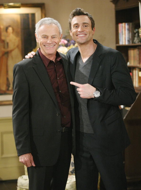 Tristan Rogers Celebrates His Birthday Check Out His Amazing Pics With His Co Stars Here