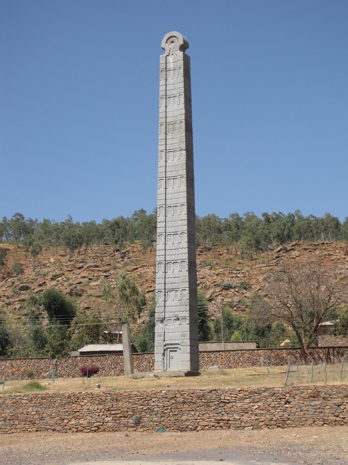 Lil and John meandering through Africa: Aksum, Ethiopia