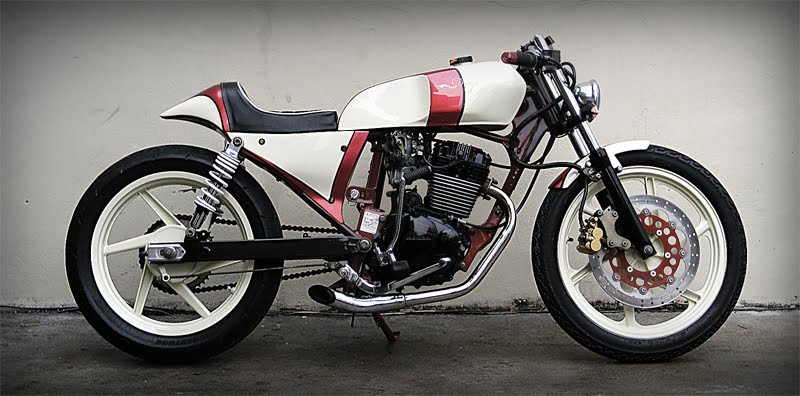 Cbx 200 strada 1997 - restaurar ou transformar em cafe racer?
