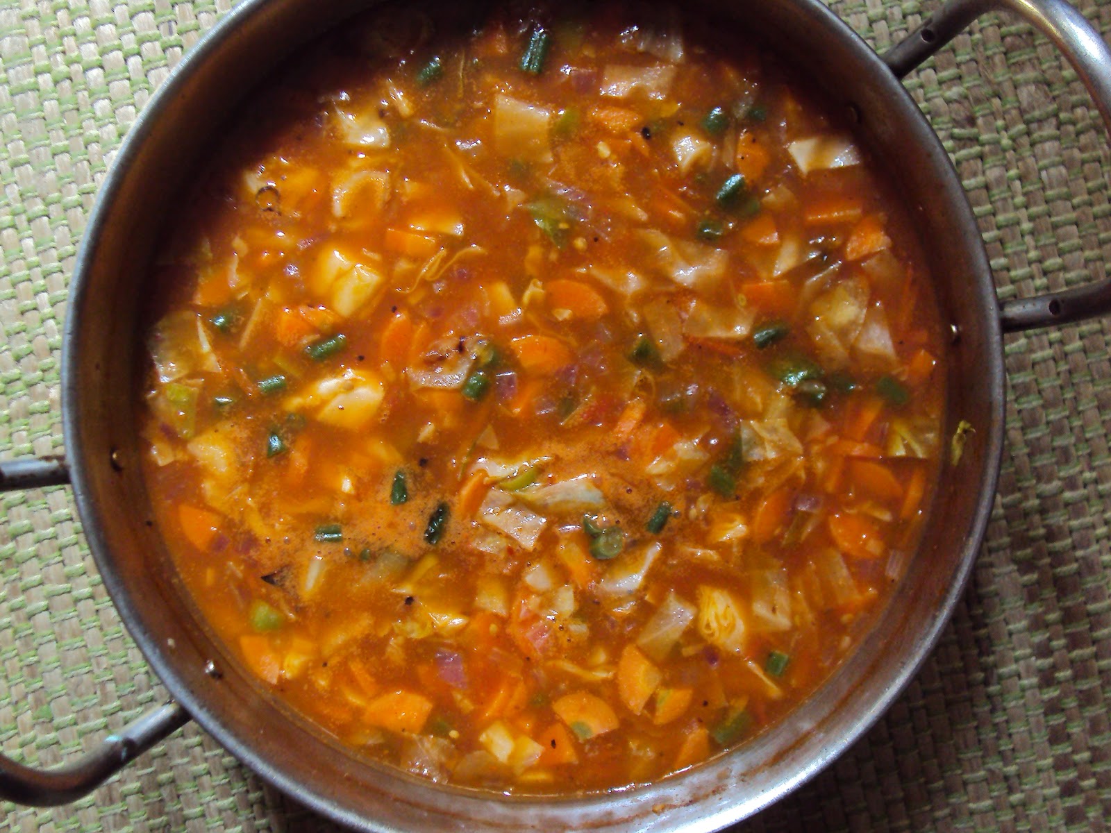 steamed Tibetan bread : Tingmo ... and a sweet sour spicy vegetable curry