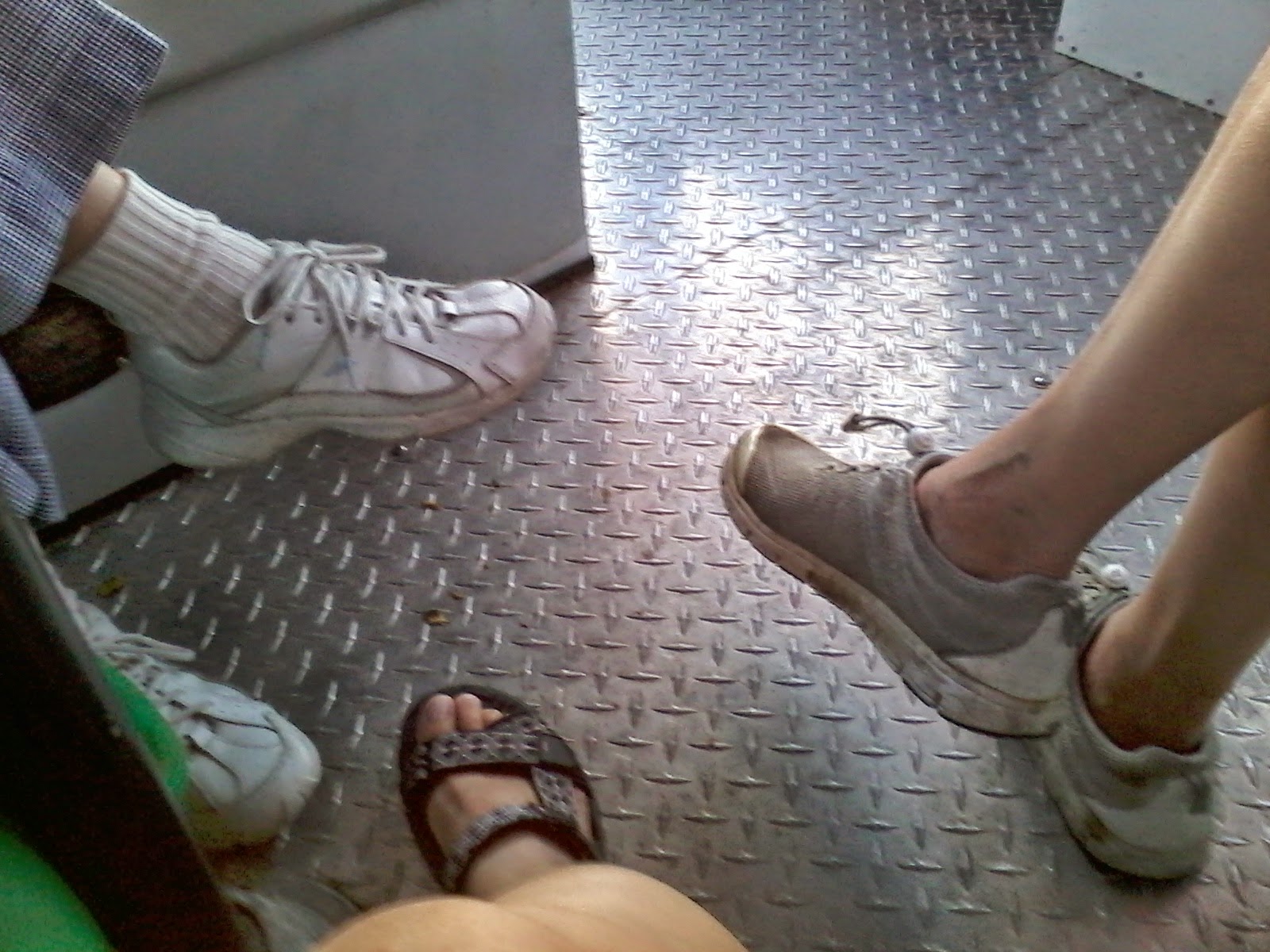 Mystery Foto Feet: 2014