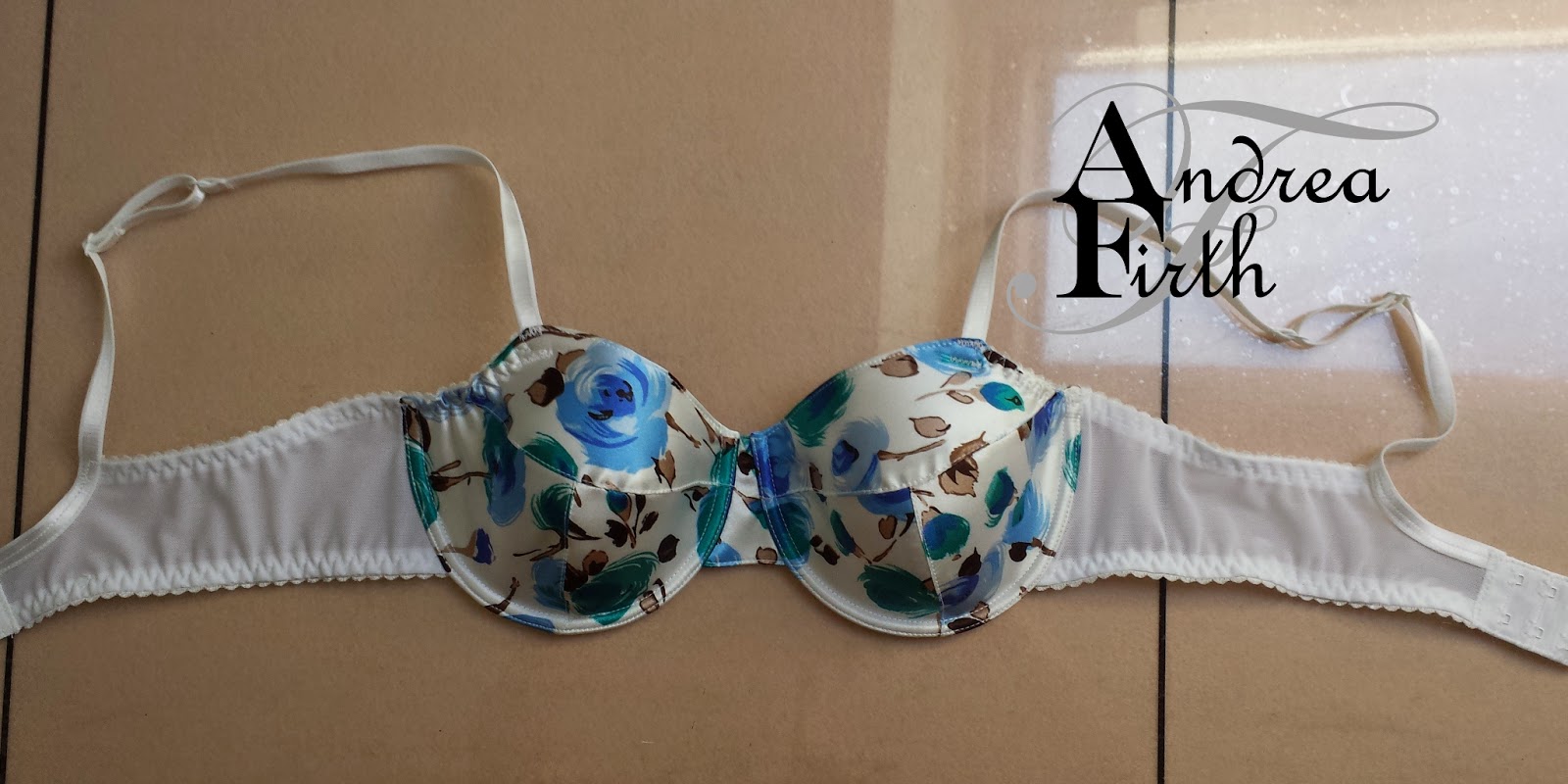 Obsessive Creativeness: Lingerie: Partial Band Bra