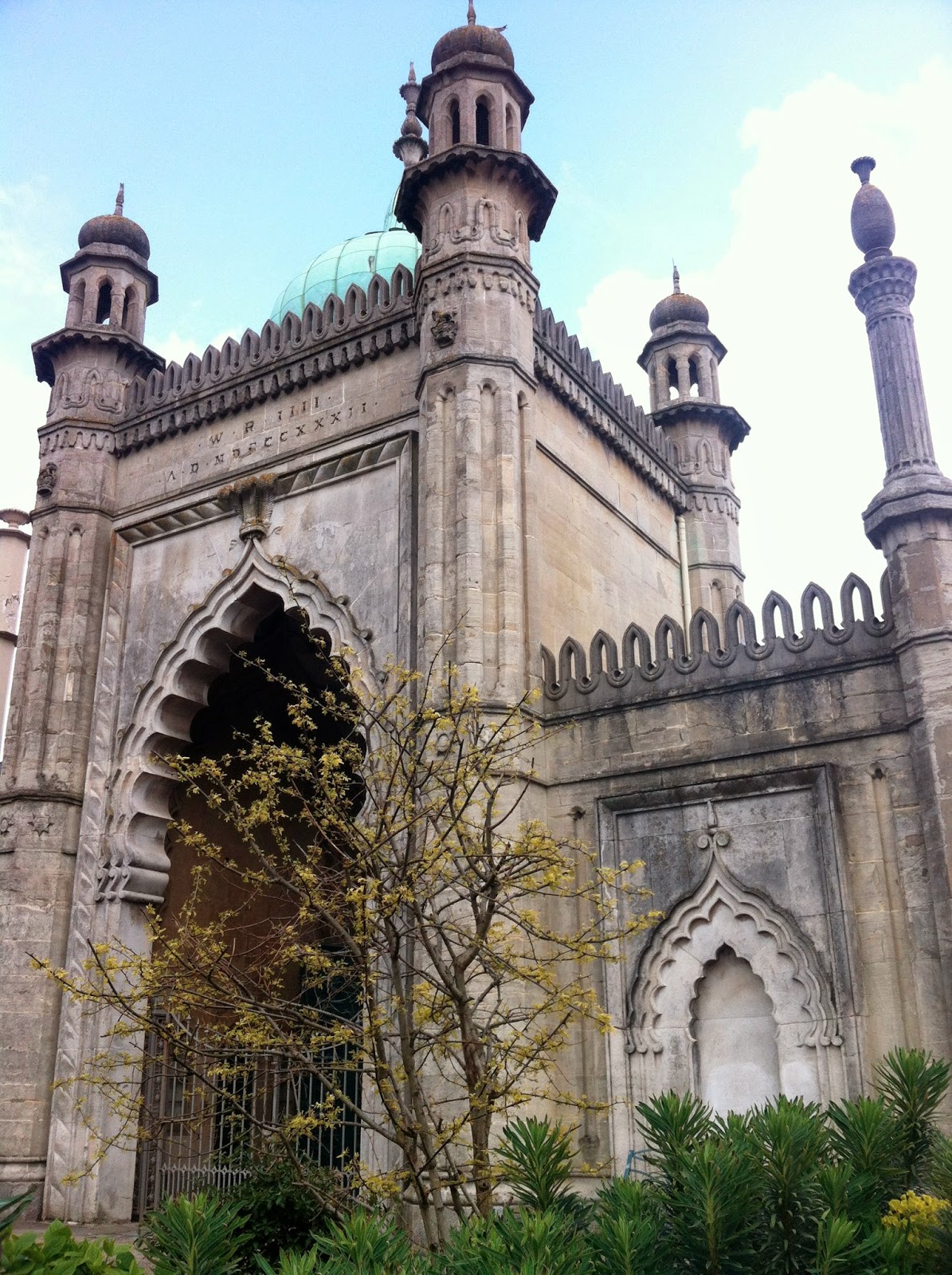 Brighton, Lewes and a couple of Castles | A Little Further North