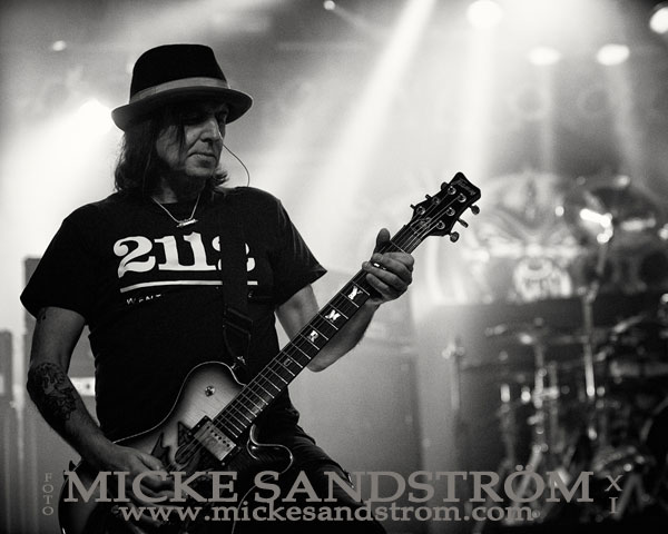 Tune Of The Day: Motörhead - Rock Out