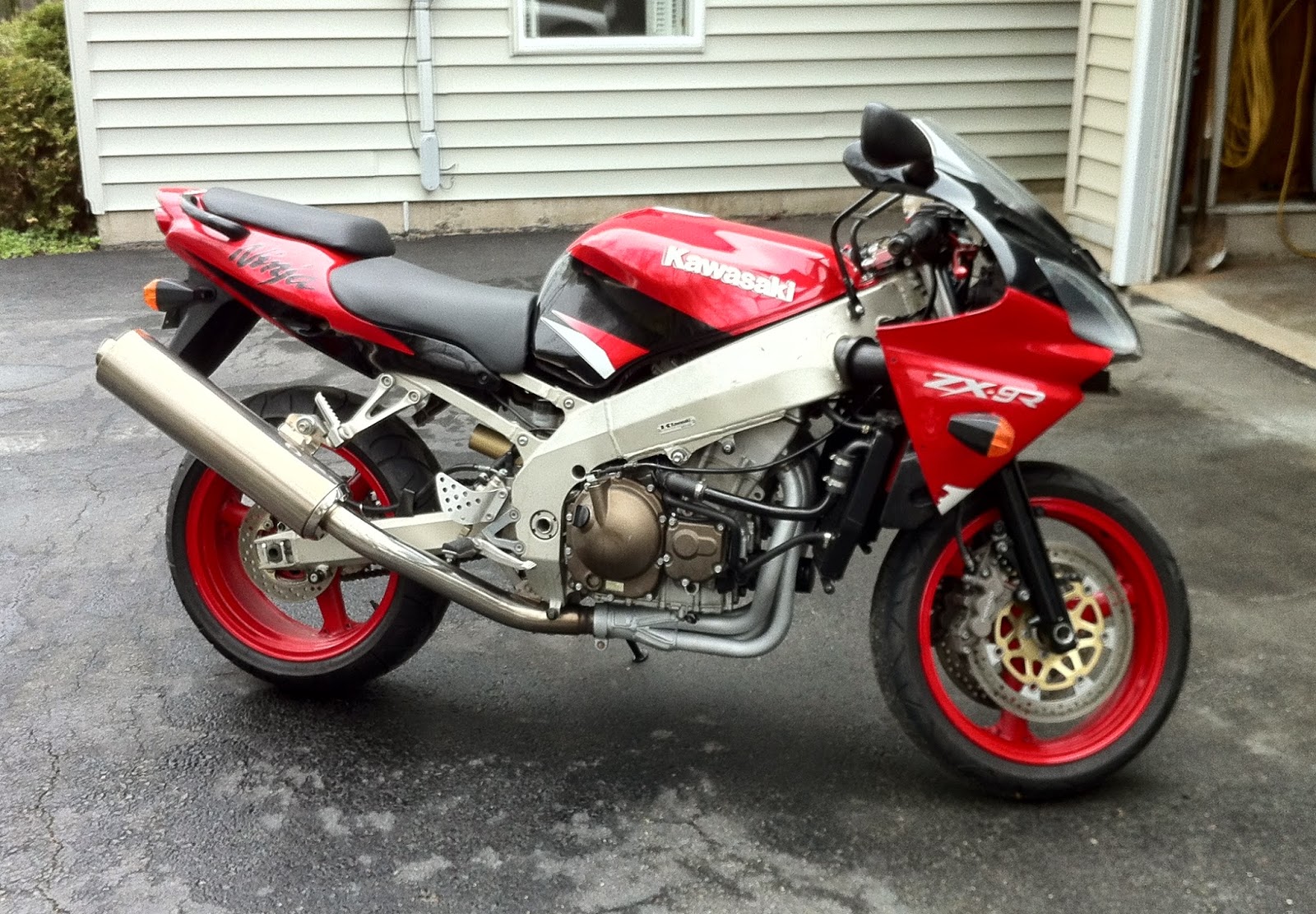 Dream-Design-Build: 2001 Ninja ZX9R Rebuild
