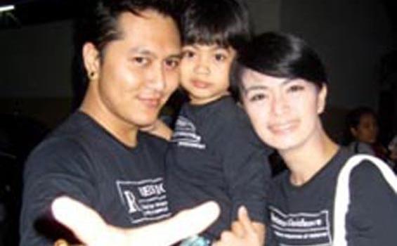 Profil dan Biografi Yulia Rachman | Blog Tokoh Indonesia